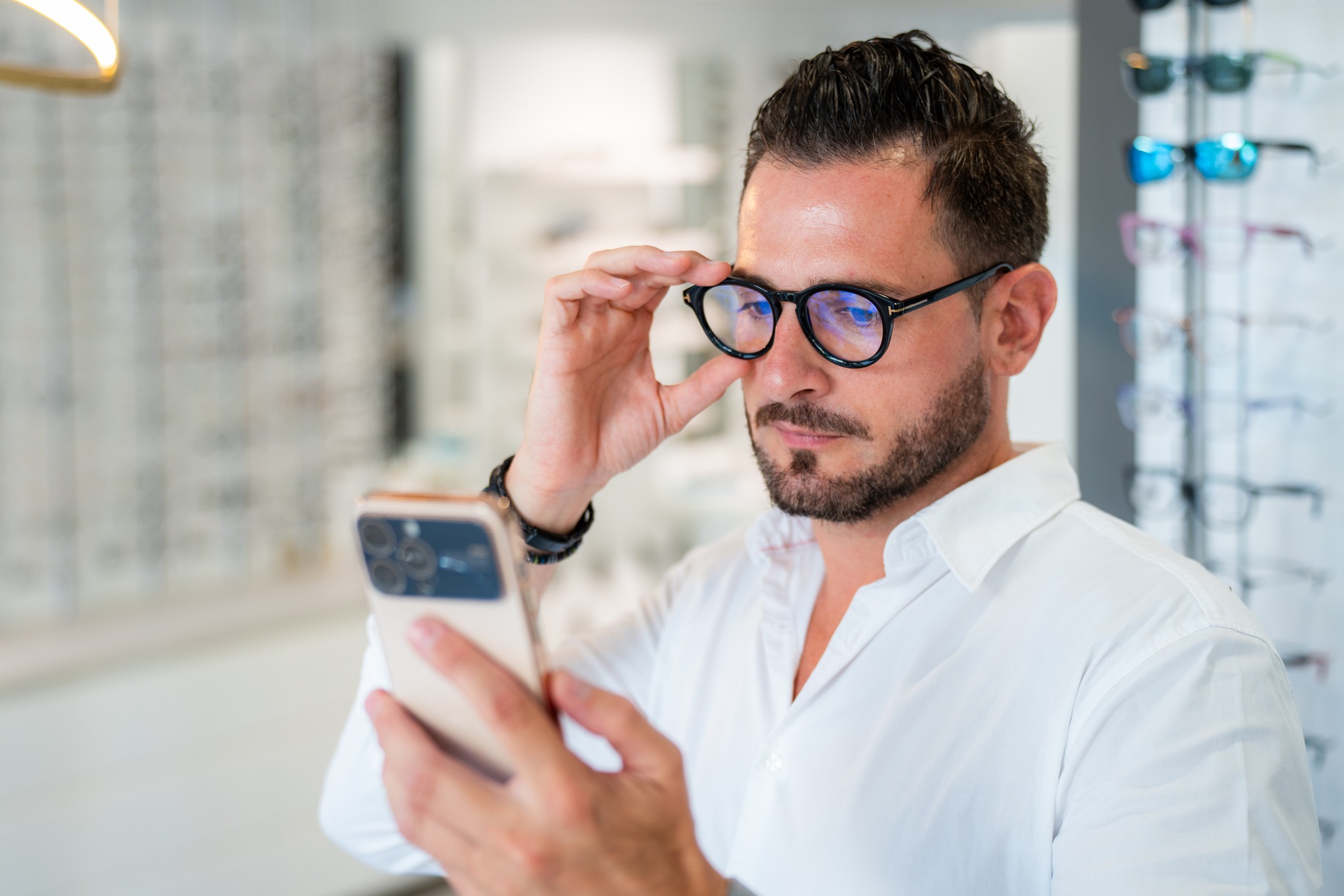 Optika Iris Tuzla - Trebate nove naočale ili pregled vida?